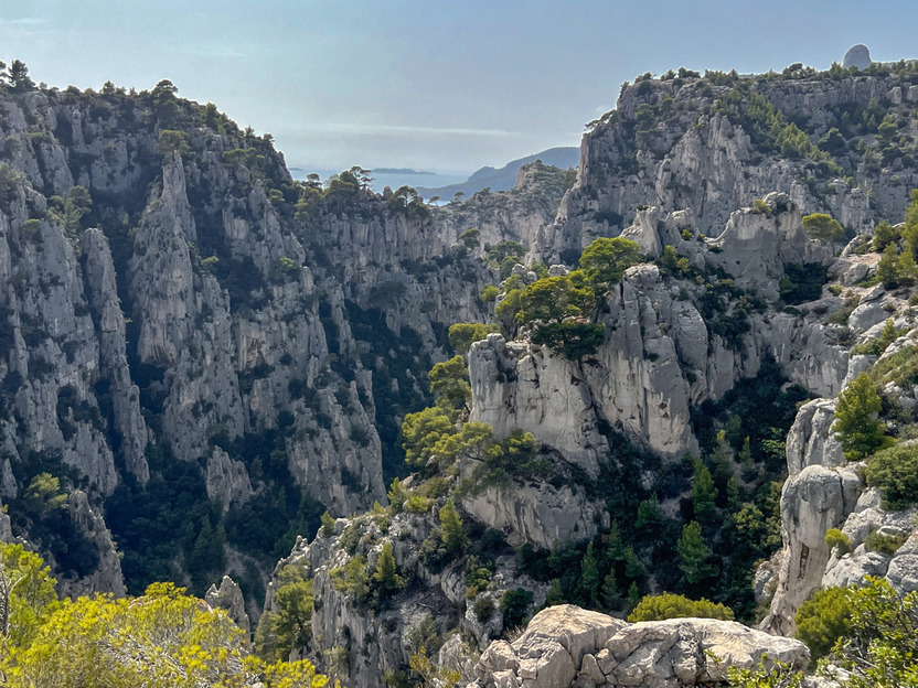 Calanque d'en Vau Guide: Hiking to the Best Calanque of Cassis