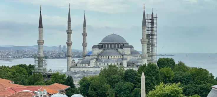 Istanbul: The Ultimate Guide to Exploring Istanbul